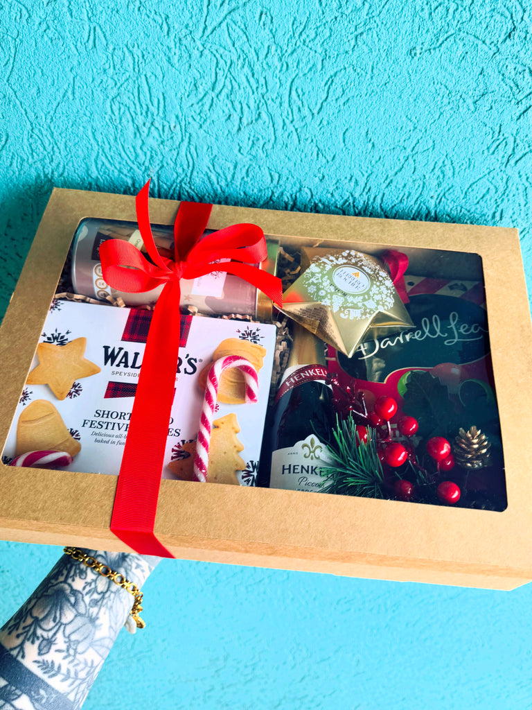 Jolly Good Gift Box – Poppy & Cotton